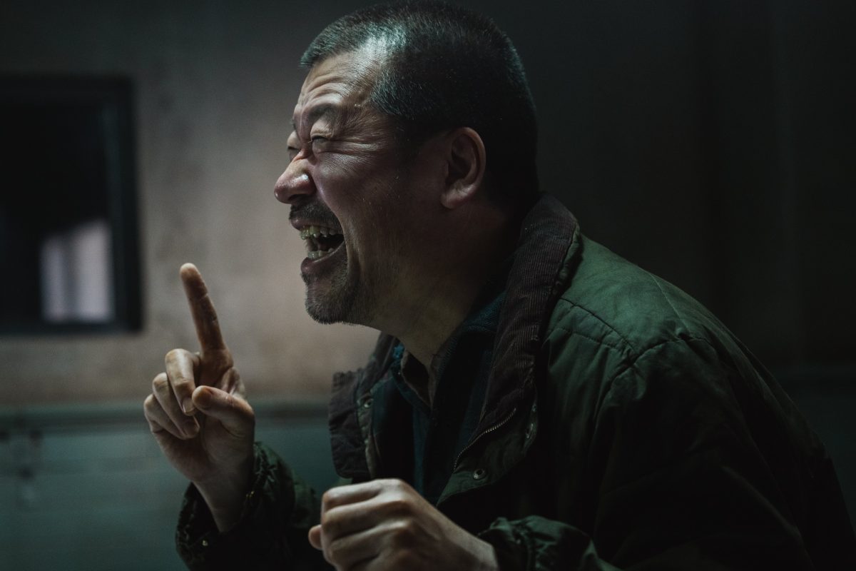 【映画レビュー『爆弾』】心揺さぶる佐藤二朗の怪演と、山田裕貴の新境地－人間の本性が暴かれる衝撃作 - cula